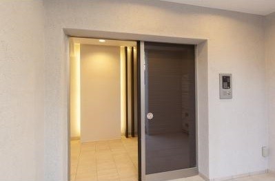 RAFFINE SHIBAKOEN : Luxury Apartment in Minato - HouseRep Tokyo