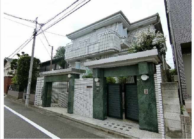Nakamachi 2 Chome House : Luxury House in Setagaya - HouseRep Tokyo
