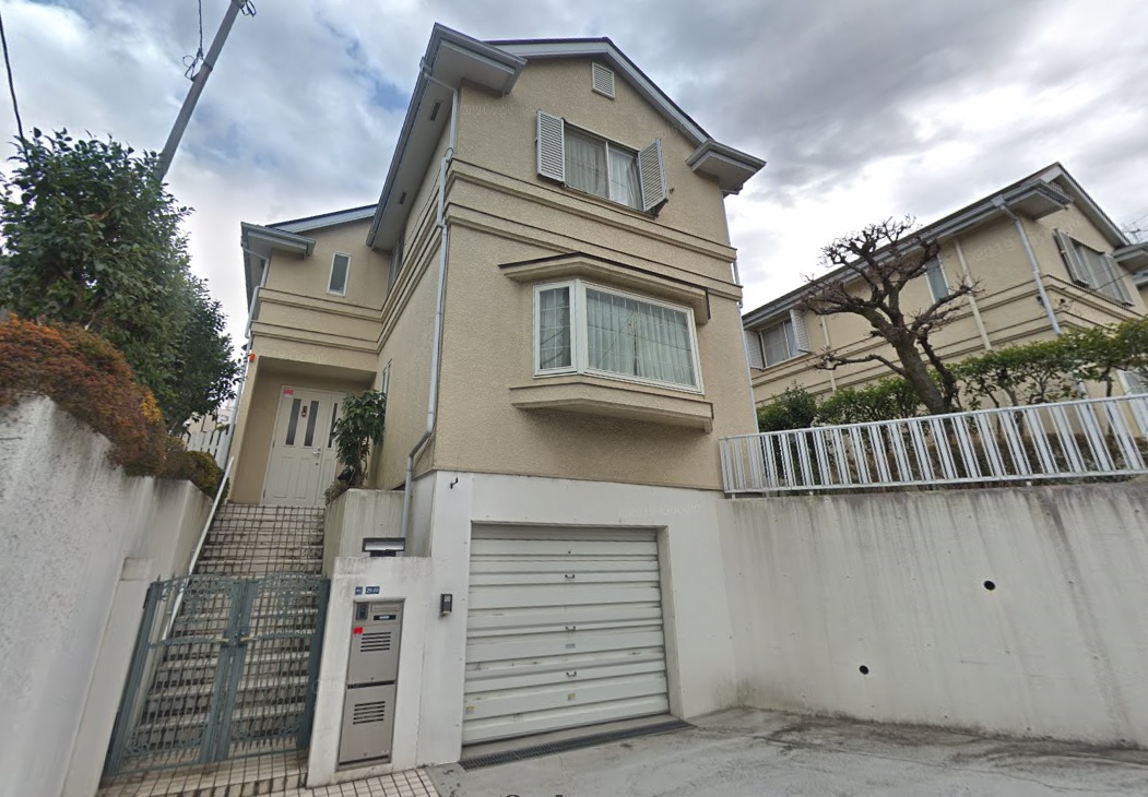DENENCHOFU HOUSE A : Luxury House in Ota - HouseRep Tokyo