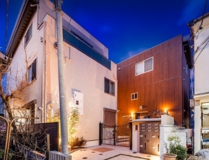 WELL SQUARE MEGURO NAMACHO : Luxury Apartment in Meguro - HouseRep Tokyo