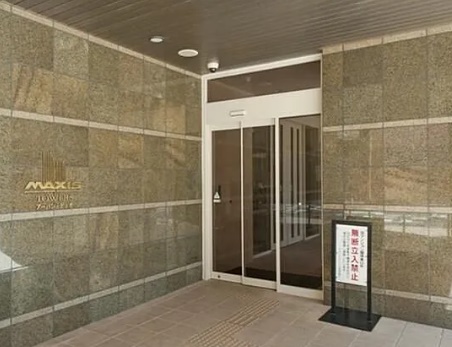 MAXIS TOWERS URBAN DUO : Luxury Apartment in Hachioji - HouseRep Tokyo